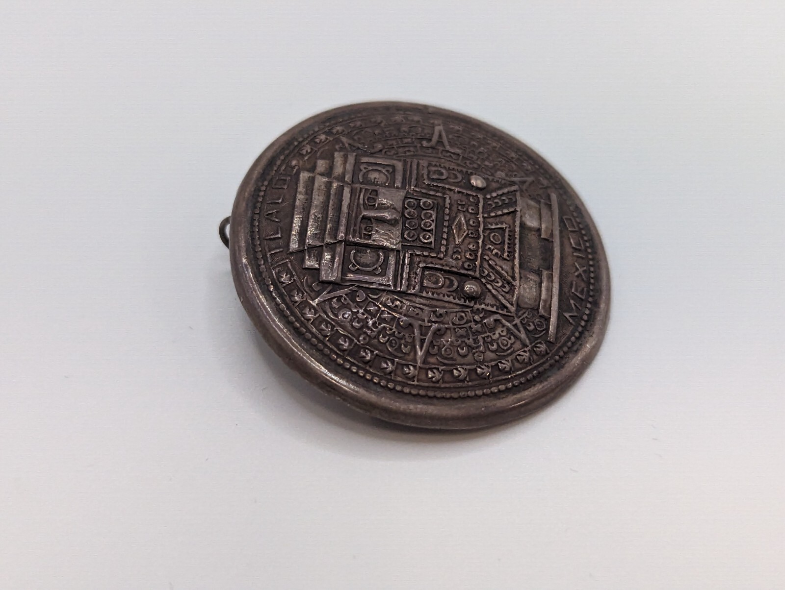 vintage aztec mayan tlaloc rain god silver pendant br… - Gem