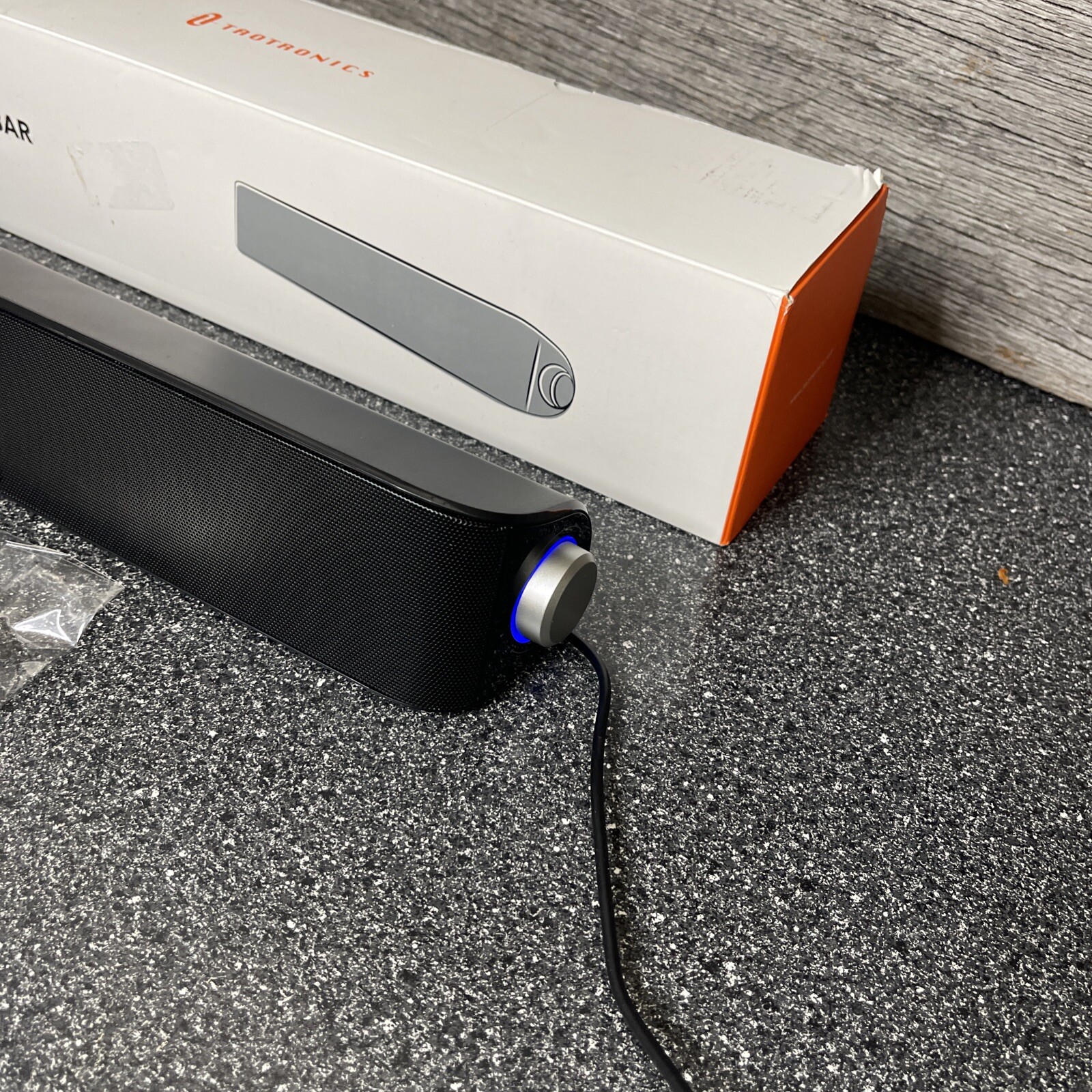 TaoTronics TT-SK028 5.0 Wireless PC Soundbar - Black for sale online | eBay