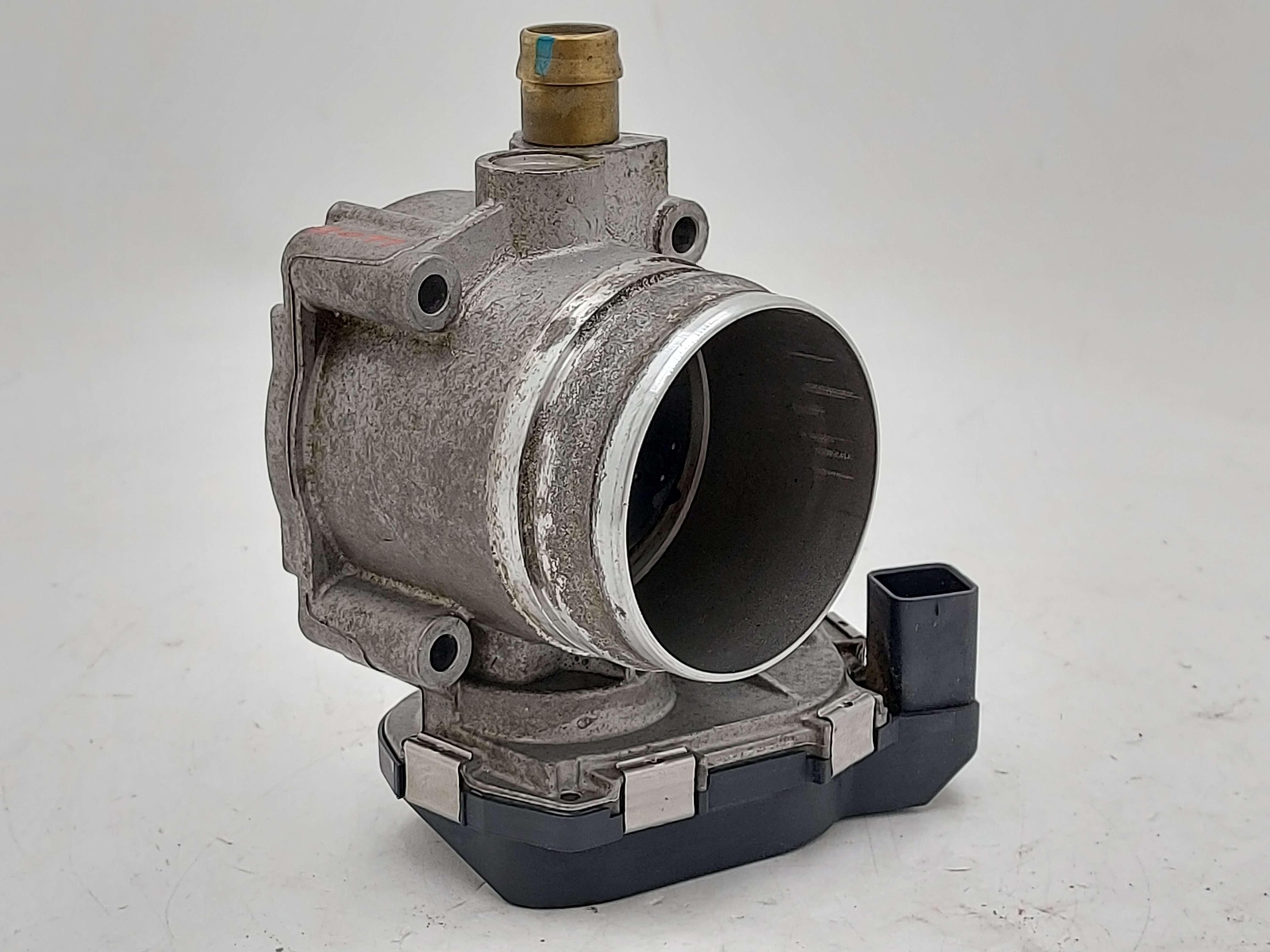 12-16 BMW 528I F10 N20 2.0L THROTTLE BODY VALVE N20B20A 7588625 | eBay