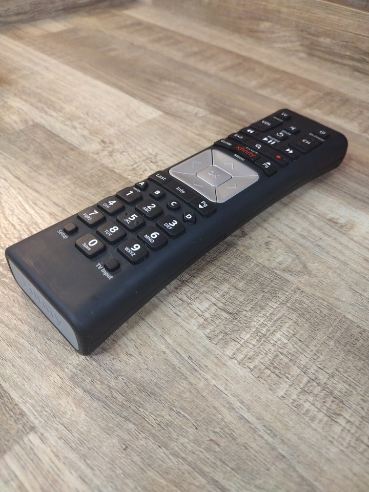 Original XR5 v4-UGU For Xfinity Comcast Back-light Remote Control OEM ...