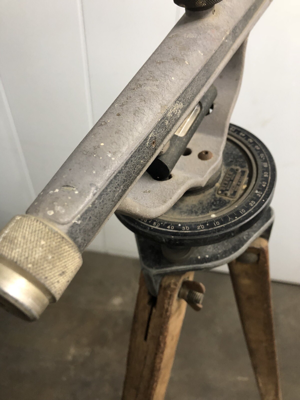 LOCAL PICKUP ONLY!! BERGER Antique Survey Transit w/Wooden Tripod ...