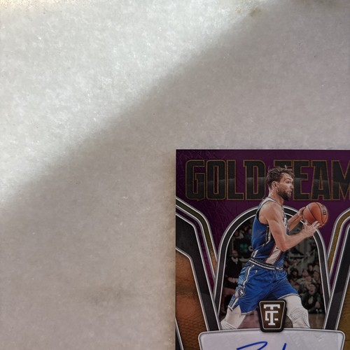 2024-25 Panini Totally Certified Domantas Sabonis Gold Team Purple Auto ...