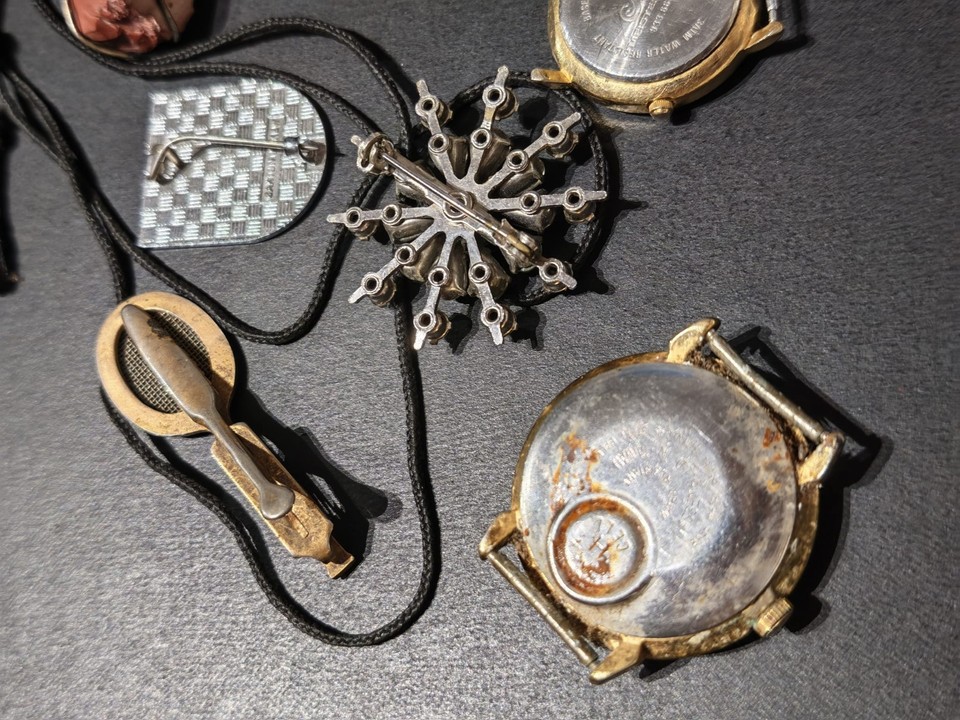 Job Lot Of Found Items 2 Watch Faces & Various Vintage Badges ...