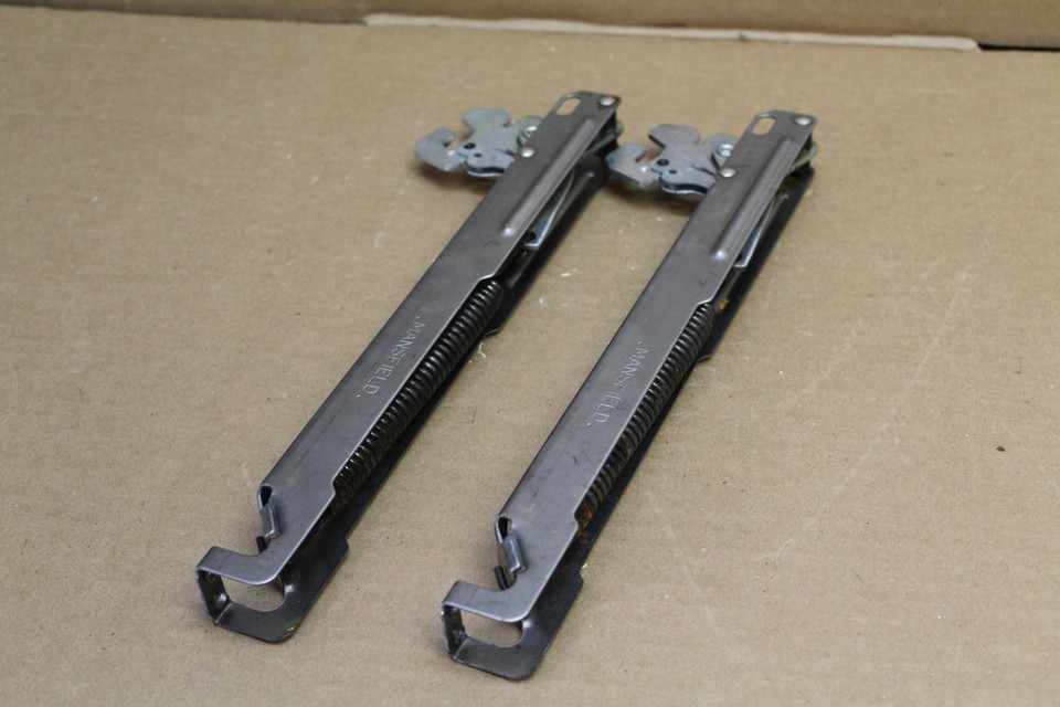 Frigidaire Range Door Hinge Set L+R Part # 316575948 | eBay