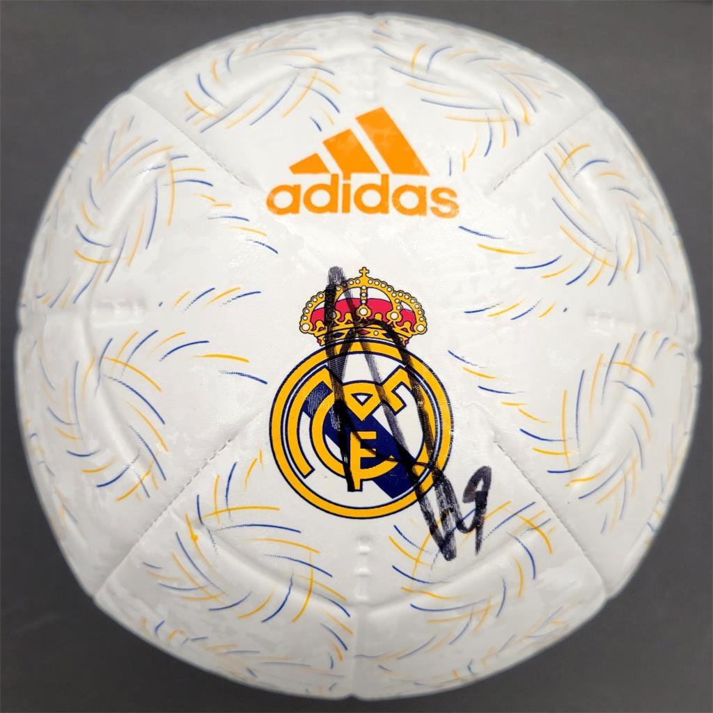 Real Madrid CF 100% Authentic Signed Memorabilia