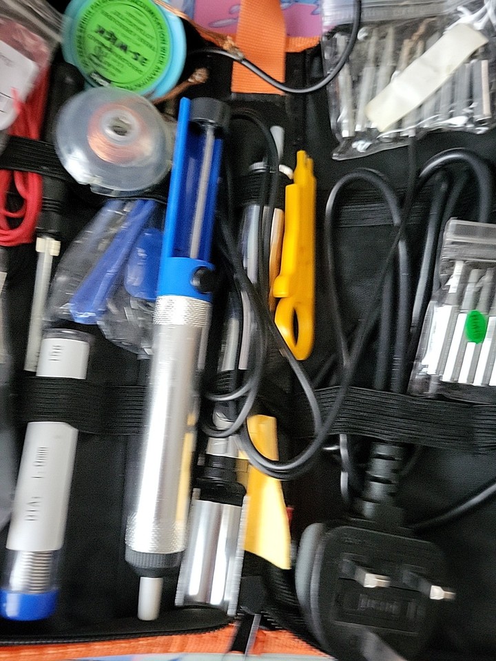 Soldering Iron Kit with UK Plug Generic Soldering Iron Kit With Case ...