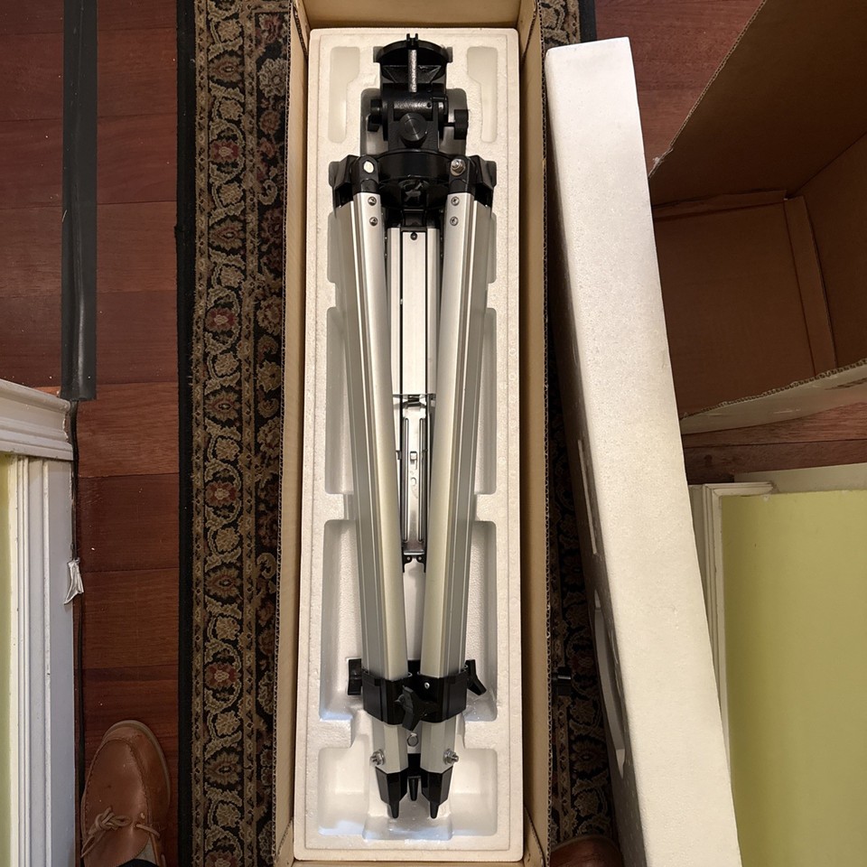 Meade Deluxe Field Tripod. Open Box. Compatible With ETX90, 105, 125 ...