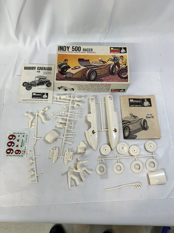 Vintage Monogram Indianapolis Racer 1958 Model Kit PC12 98 & Kurtis ...