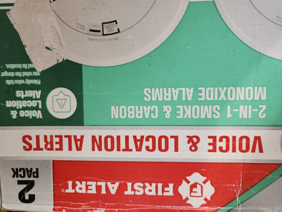 2 Pack First Alert 2-in-1 Combo Smoke/CO Alarm Voice & Location Alerts ...