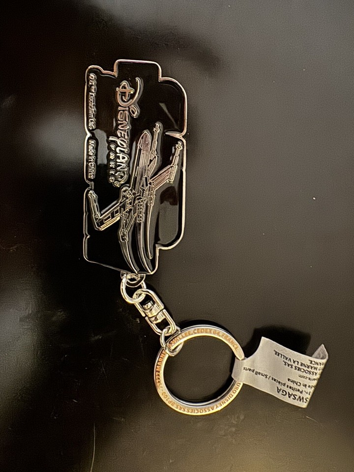 Disney Star Wars Disneyland Paris X-Wing Starship Keyring Keychain | eBay