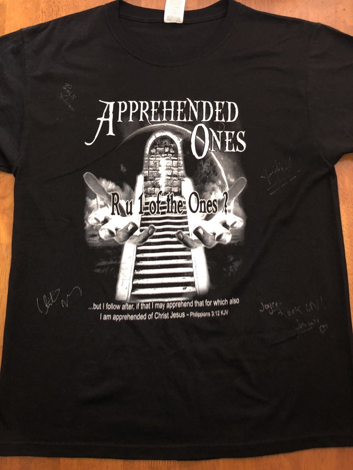 APPREHENDED ONES R U 1 Of The Ones? Band Signed T-Shirt NOVEIL ...