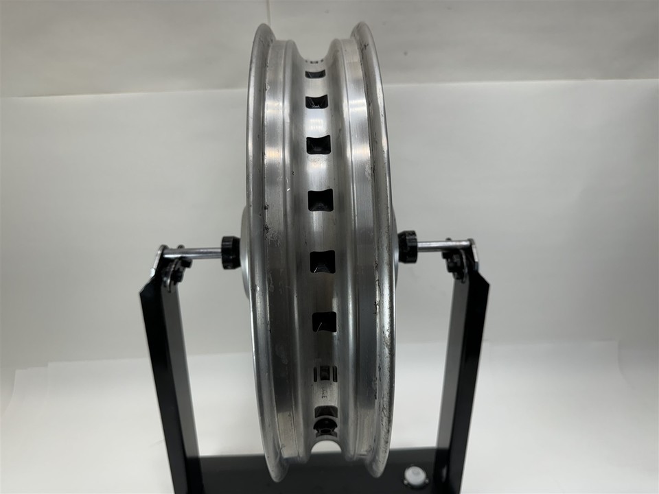 Harley-Davidson 2010 Road King Knuckle Wheels Front 16x5 Rear 17x3 | eBay