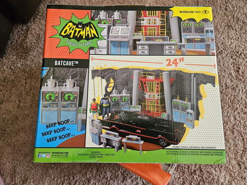Mcfarlane 1966 BATMAN playsets Batcave, Wayne Manor Library, and ...