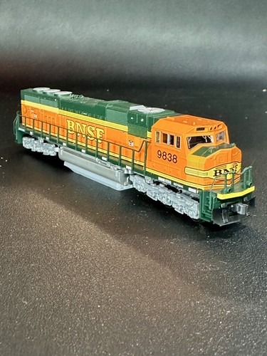 N Scale KATO EMD SD70MAC BNSF #9838 DCC ready. | eBay