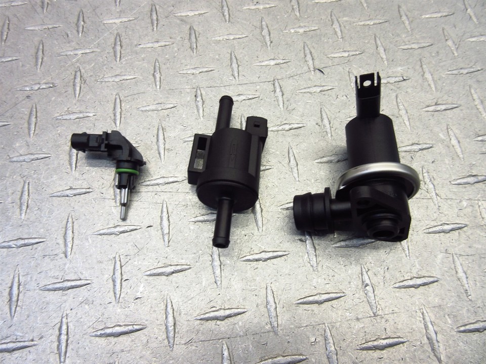 2021 19-22 BMW S1000RR Air Intake Vacuum Pressure Temperature Sensor ...