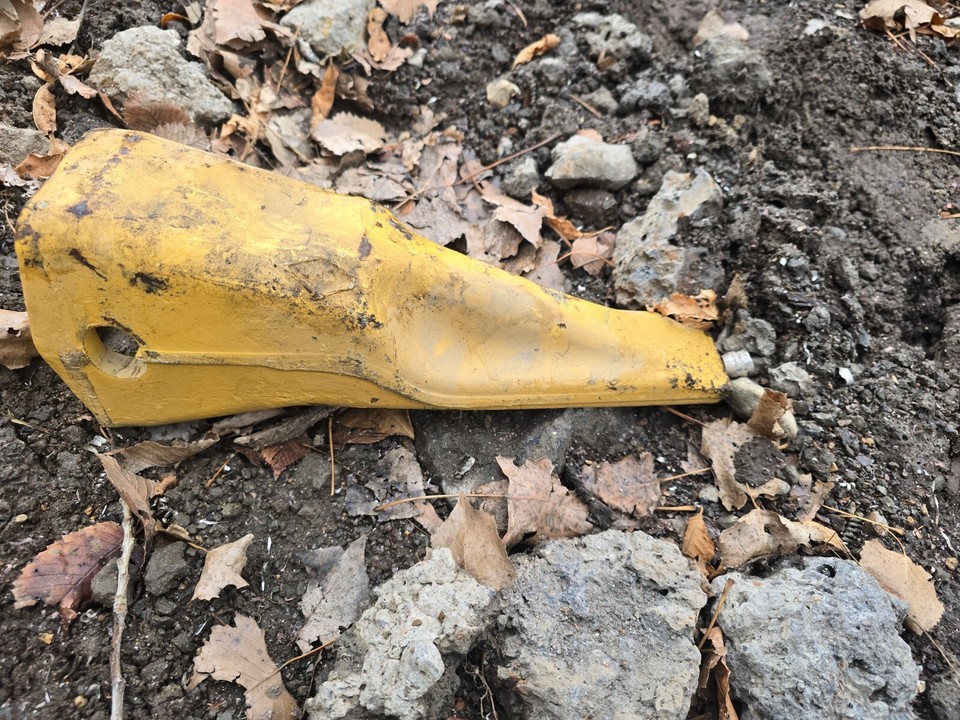 CAT OEM BUCKET RIPPER TOOTH 6Y0359 | eBay