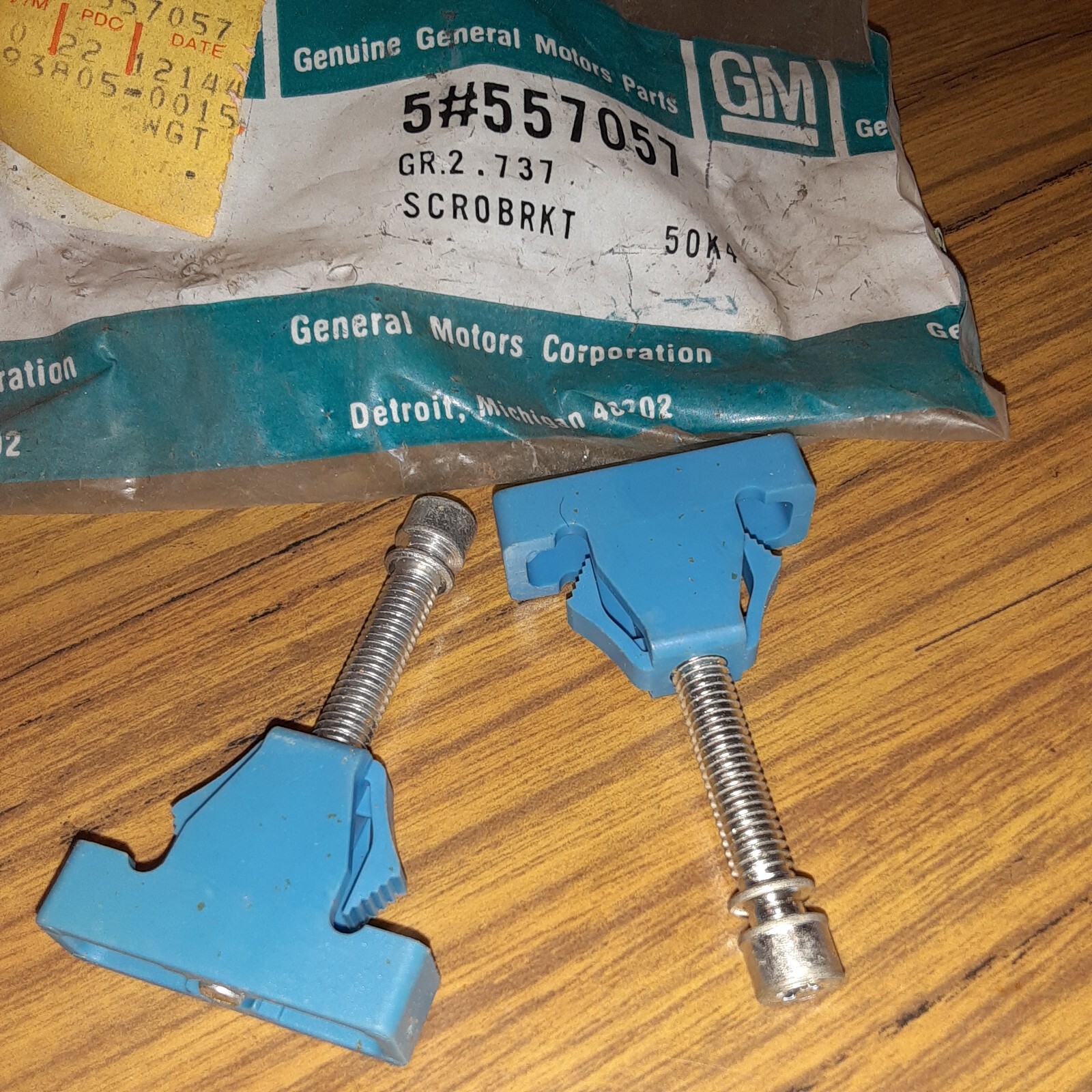 2 GM 1977-92 Firebird, 82-92 Camaro Corvette Headlight Adjusting Screw ...