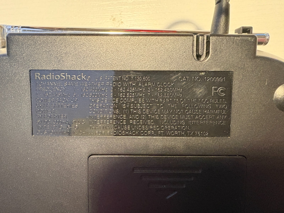 Radio Shack NOAA Weather Alert Radio With SAME & Alarm Clock Used | eBay