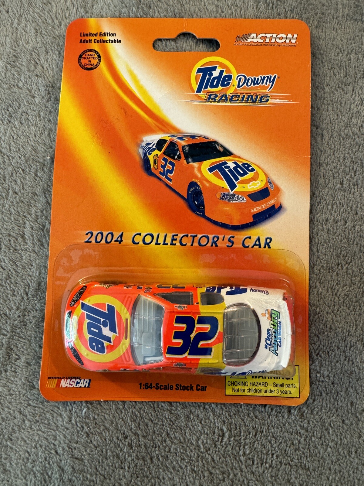 Tide Downy Racing 2004 Collector's Car 1:64 Diecast NASCAR 32 Ricky ...