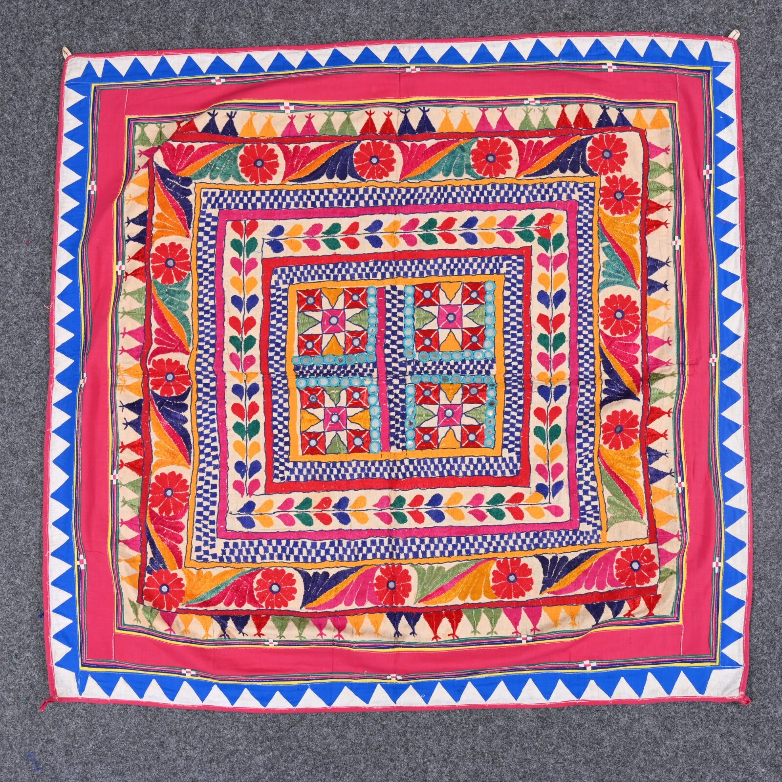 Vintage Hand Embroidery Tapestry Indian Cotton Checked Wall Hanging 3.2 ...