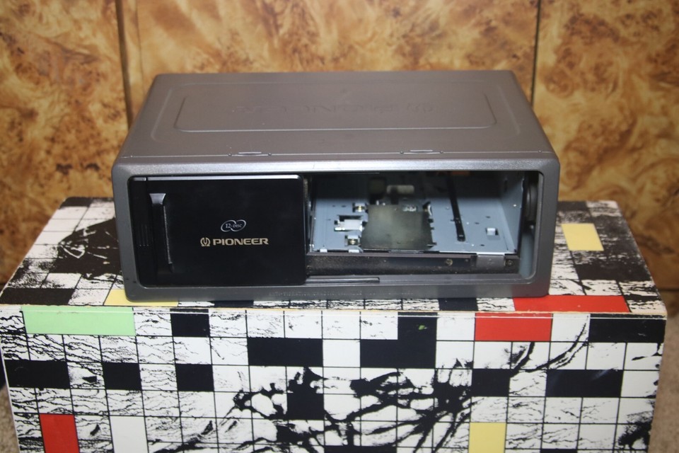 Pioneer 12-Disc Auto CD Player/Changer CDX-FM1235S Untested Parts | eBay