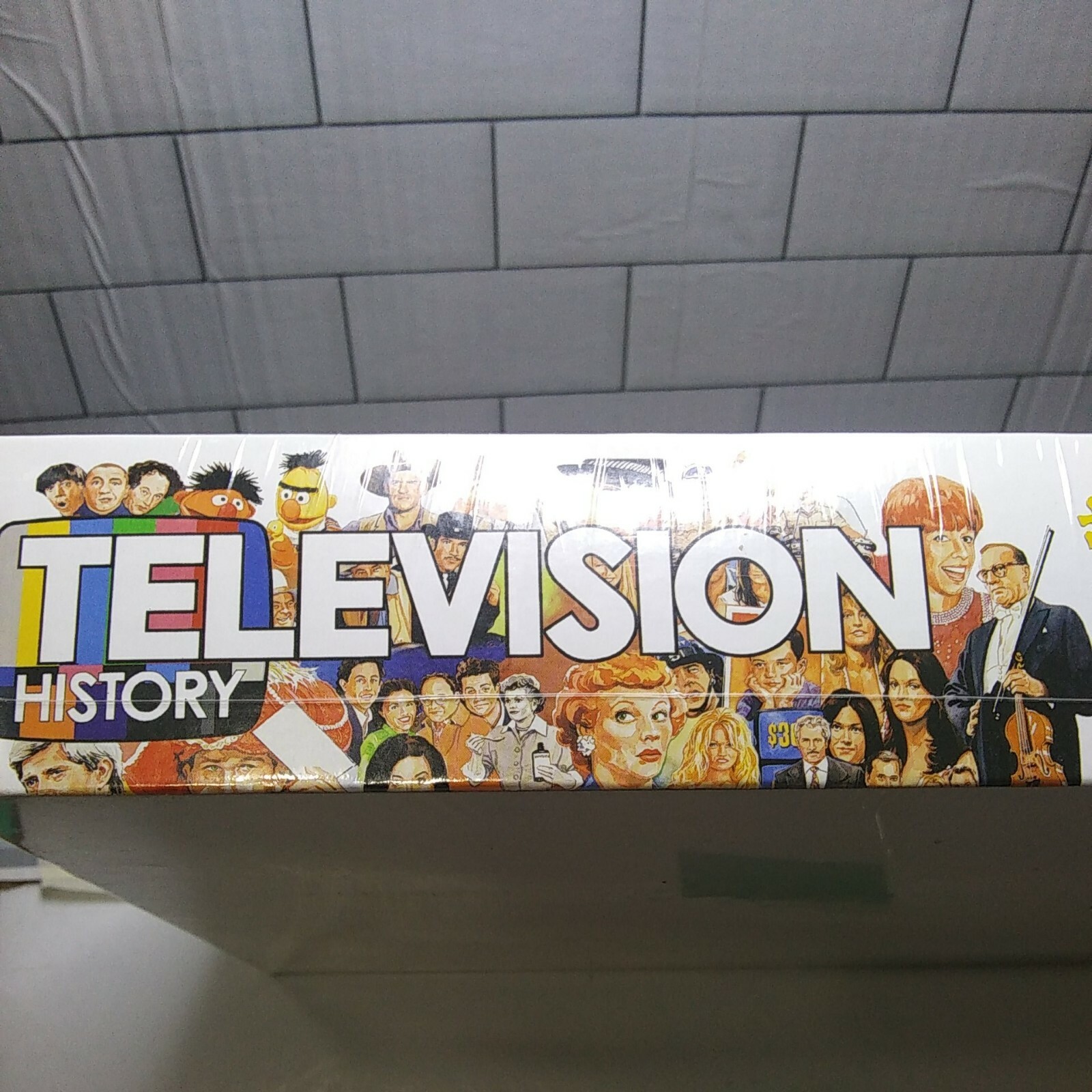 White Mountain Puzzles,"Television History"1000 Piece Jigsaw Puzzles ...