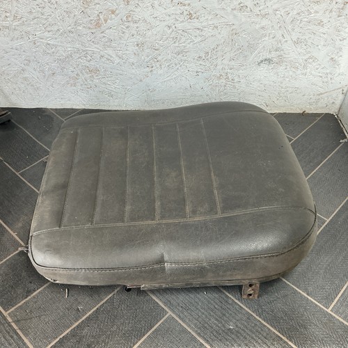Land Rover Defender 90 110 130 Seat centre middle front base tdi cloth ...