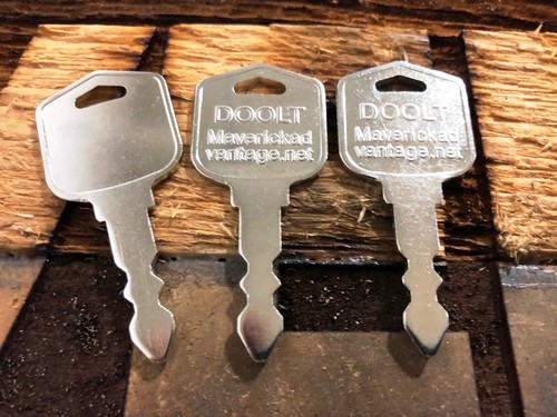3keys for Daewoo Doosan Forklift Skid steer key #554212 "212" "DOOLT ...
