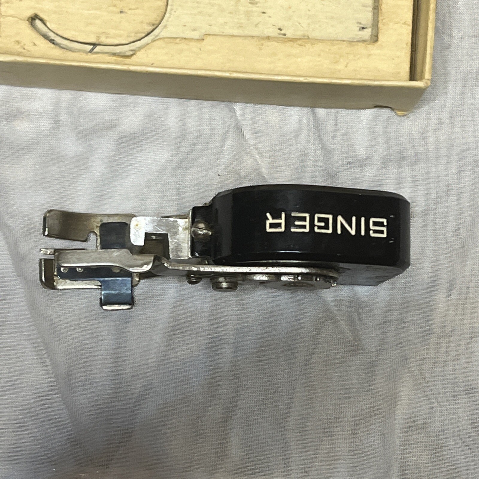 Vintage 1949 SINGER Blind Stitch Attachment 160616 Low Shank for sale ...