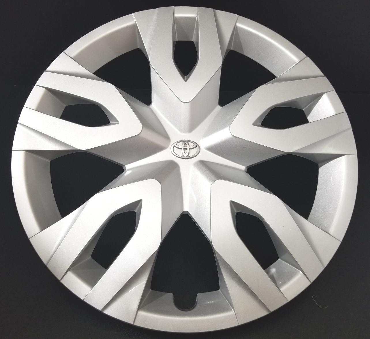 TOYOTA COROLLA CROSS CHR HUBCAP 2018 2019 2020 2021 2022 2023 2024 ...