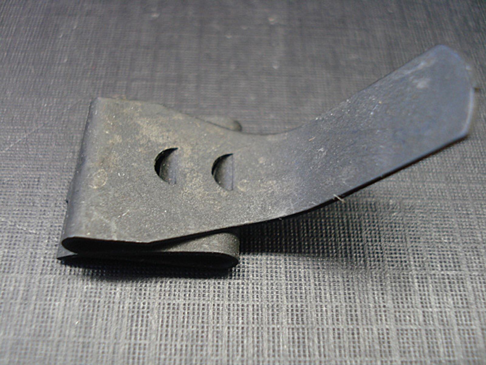 3 pcs NORS dash pad retainer clips 1970-1976 Ford Mustang Torino ...