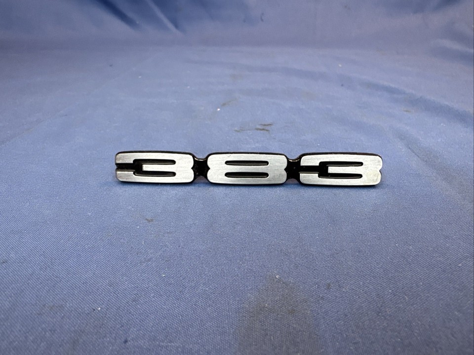 NOS Mopar 383 Emblem 1969 Road Runner 1969-1970 Coronet Super Bee Hood ...