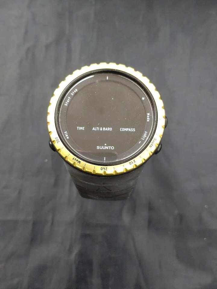 Suunto Core Digital Watch Black Gold Altimeter Barometer Compass ...