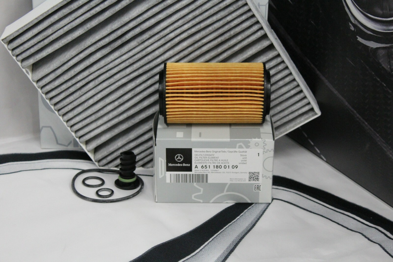 Genuine Mercedes-Benz W205 C-Class C220 C250d Oil Filter and Pollen ...