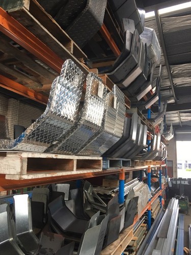 Tri Axle Guards Boat / Caravan / Trailer Mudguards 4 Fold To Suit 13-14 ...