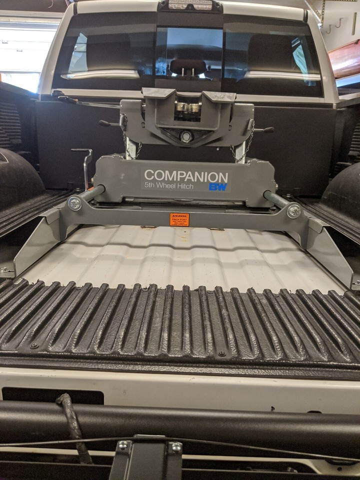 B&W 3405 Companion Slider 5th Wheel Hitch 20K LB GTW For RAM Puck Syste ...