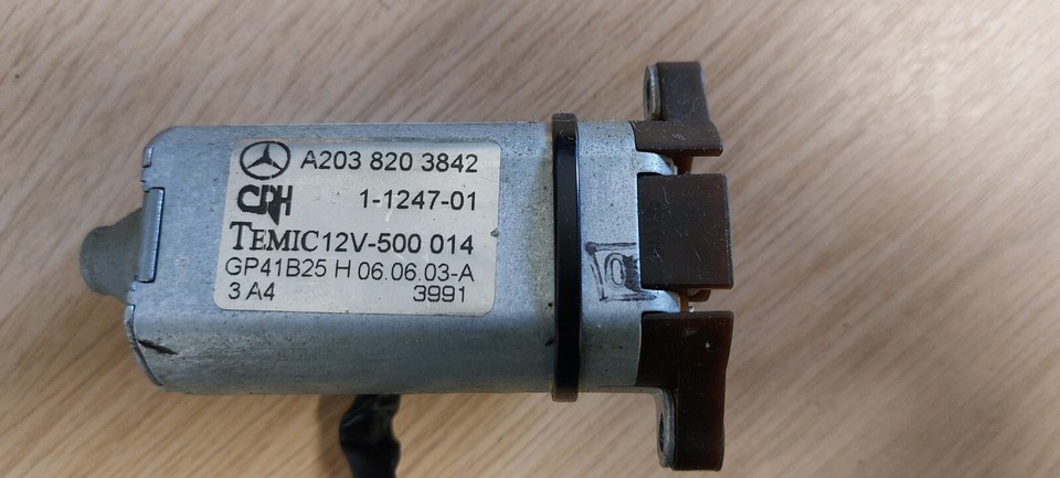 Mercedes Seat Adjustment Motor, W203, W209, W211, W463 A2038203842 ...