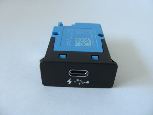 Port USB BMW X1 X2 X3 X4 X7 F40 G20 G21 G30 G31 G11 G16 - 84108711939 ...