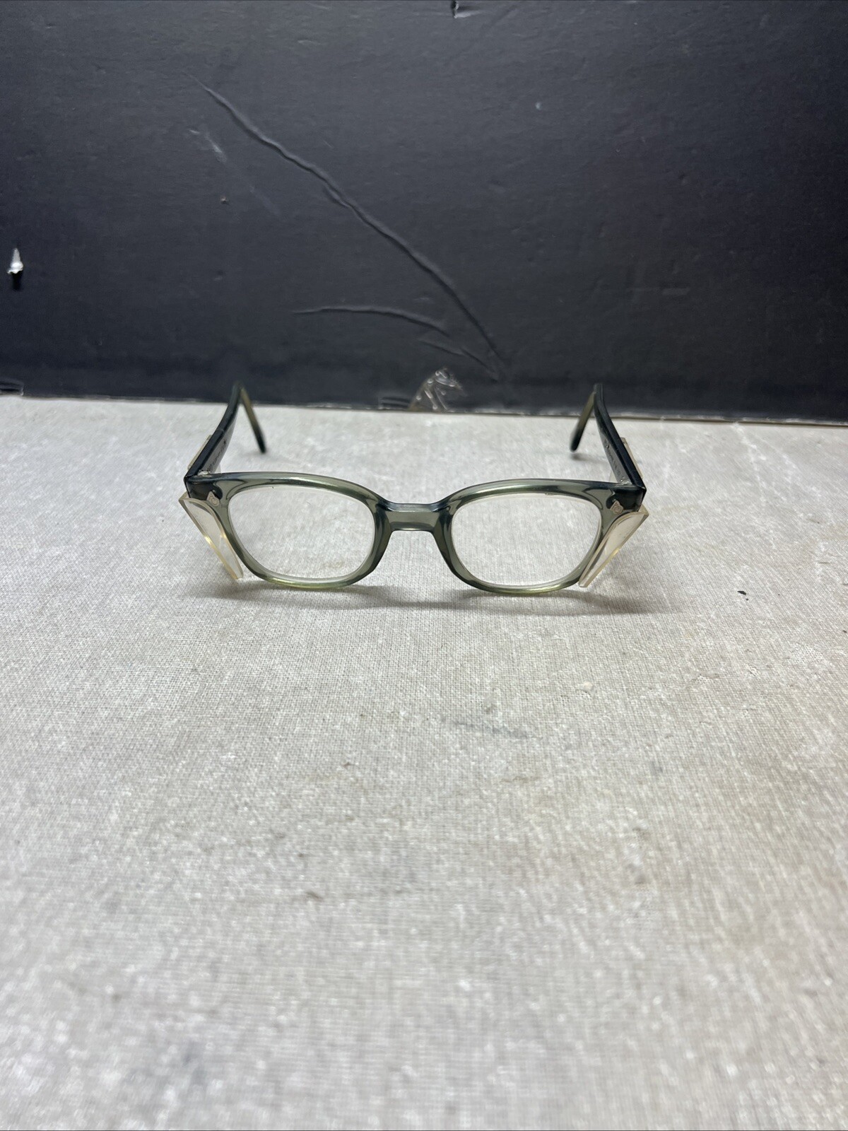 Vintage AO American Optical 6M Z87 Flex-Fit Glasses - Gem