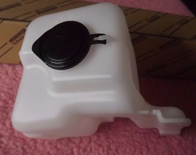 Toyota Landcruiser Washer Bottle 70 73 75 78 79 Series With Snorkel ...