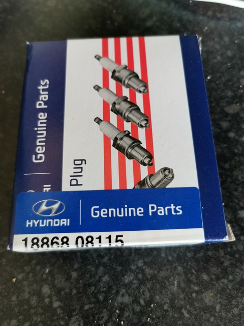 4x Genuine Hyundai Spark Plugs 18868 08115 Yura Iridium Elr11ispc8 for ...