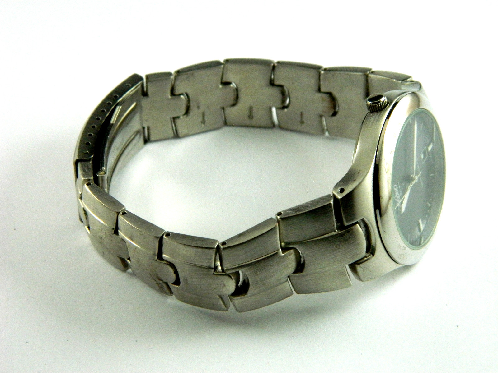 MEN'S MOSSIMO WATCH GREY DIAL/ DATE/SILVER TONE CASE AND BRACELET | eBay