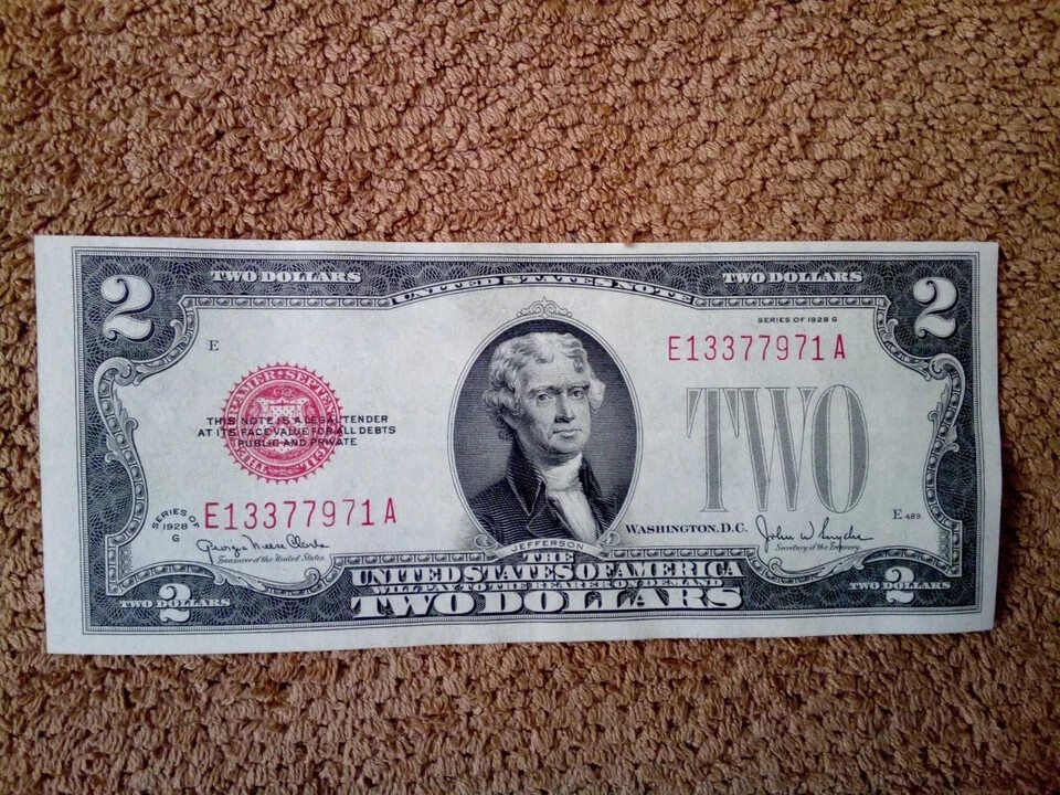 1928 SERIES G PAIR OF CONSECUTIVE $2 TWO DOLLAR NOTES, CRISP, AU/AU+ ...