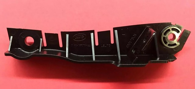 Land Rover Bumper Mounting Side Bracket LH Range Sport 14 - 19 LR076777 ...