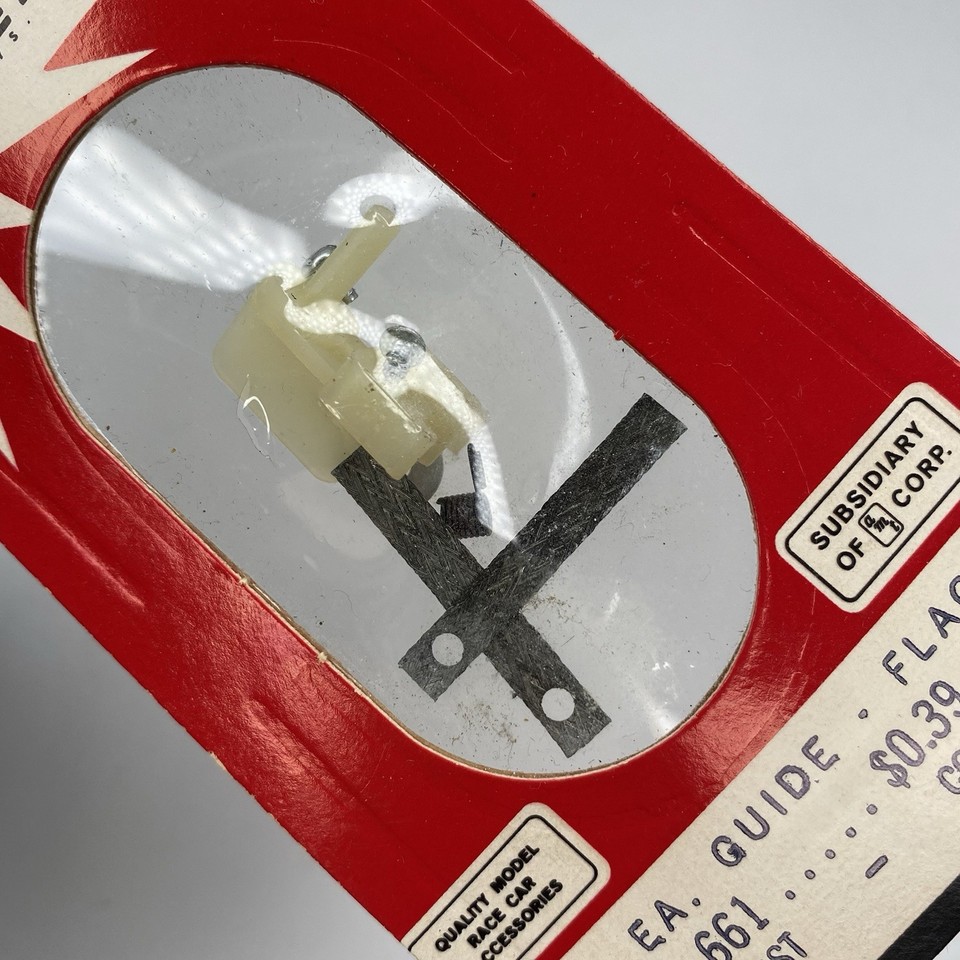 Dynamic 661 Model 1/8" Post Slot Car Guide Flag Kit - NEW | eBay