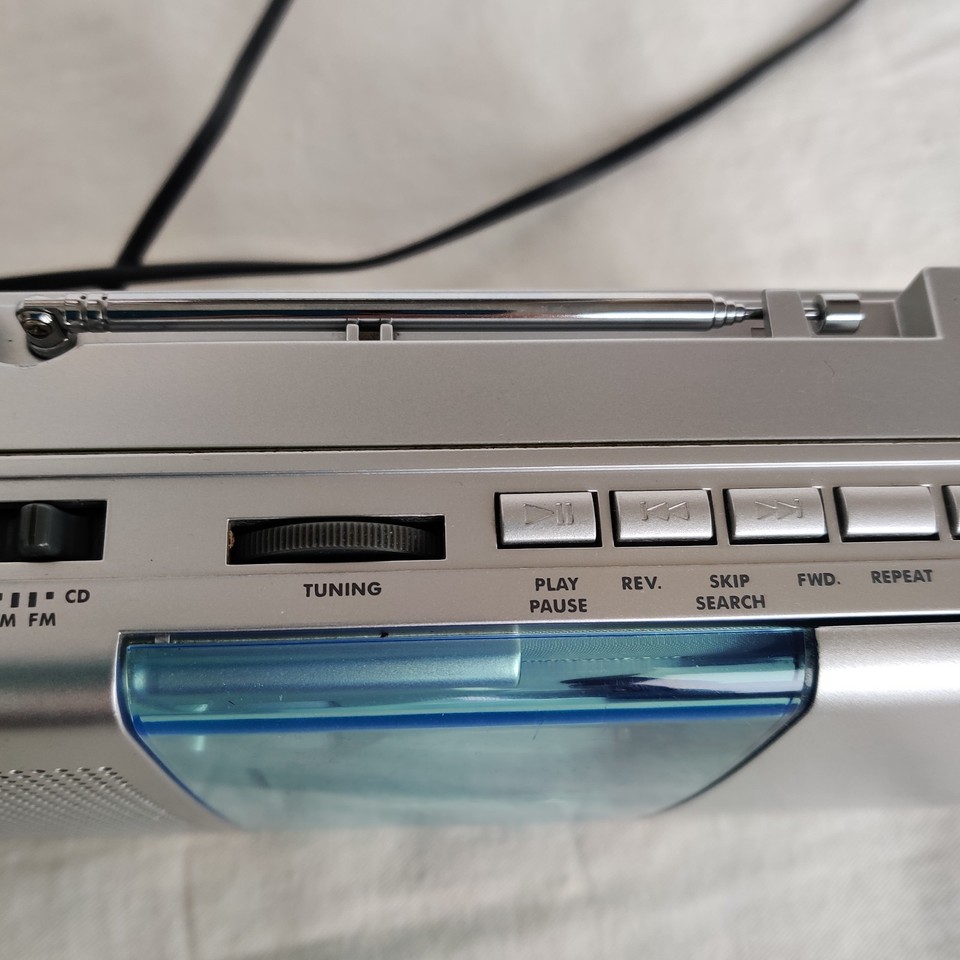 Emerson PD5098 Working Portable CD Player AM/FM Radio Tuner CD Tested ...