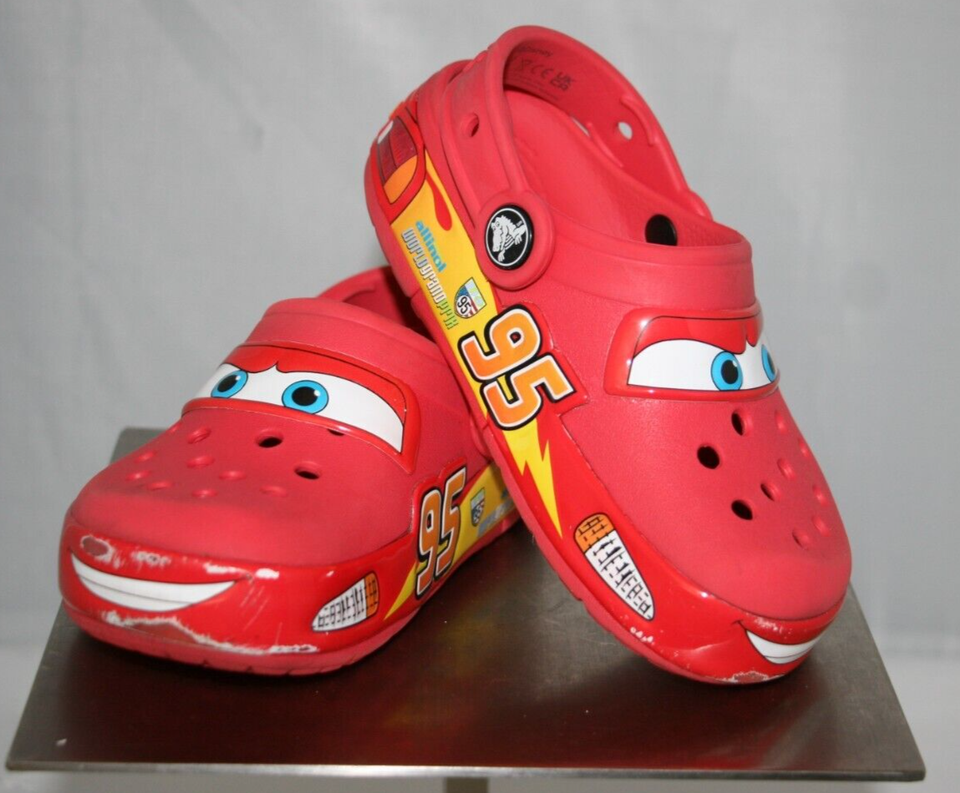Crocs X Disney Pixar Cars Classic Red Lightning McQueen 95 Clogs Shoes ...