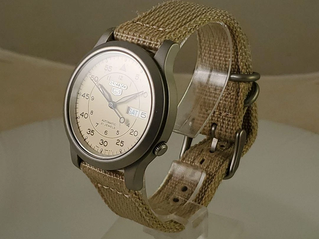 Seiko 5 Military Beige