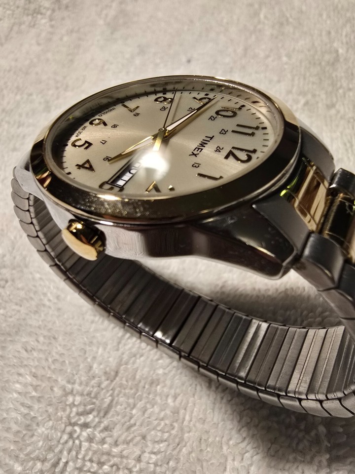 Timex Indiglo Watch WR 30M-CR 2016 Cell With Day And Date-Stainless ...