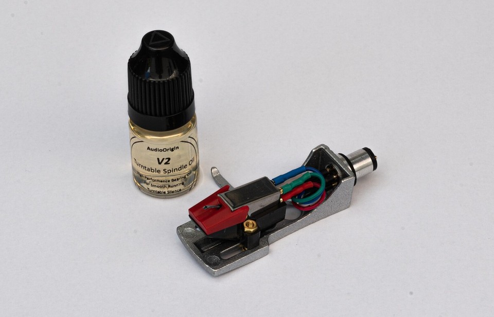 A Silver Headshell, Stylus and V2 Oil for Garrard GT-20, GT-35P, DD-75 ...